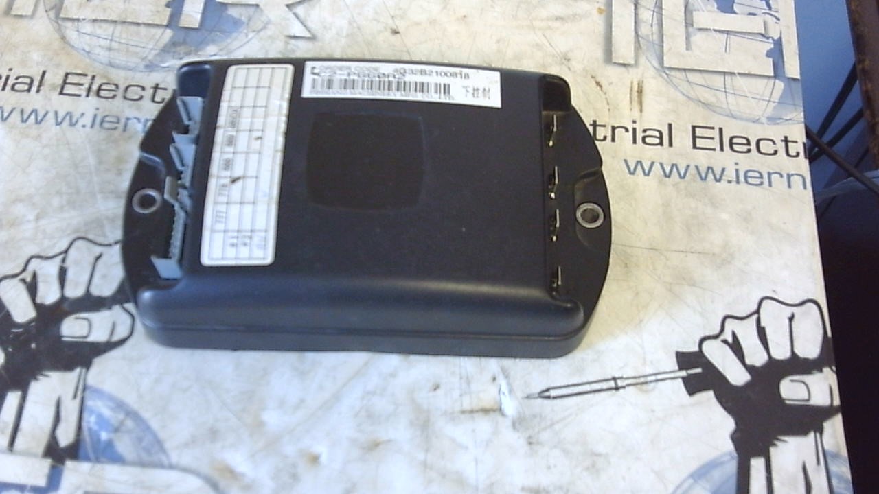 Penny & Giles D50033/1 Controller Penny & Giles D50033/1 Controller ...