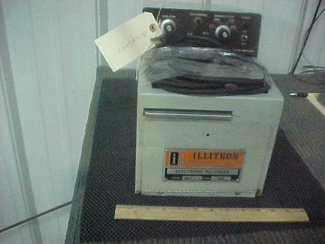 Illitron 1607-1 Electronic Recorder Illitron 1607-1 Electronic Recorder ...