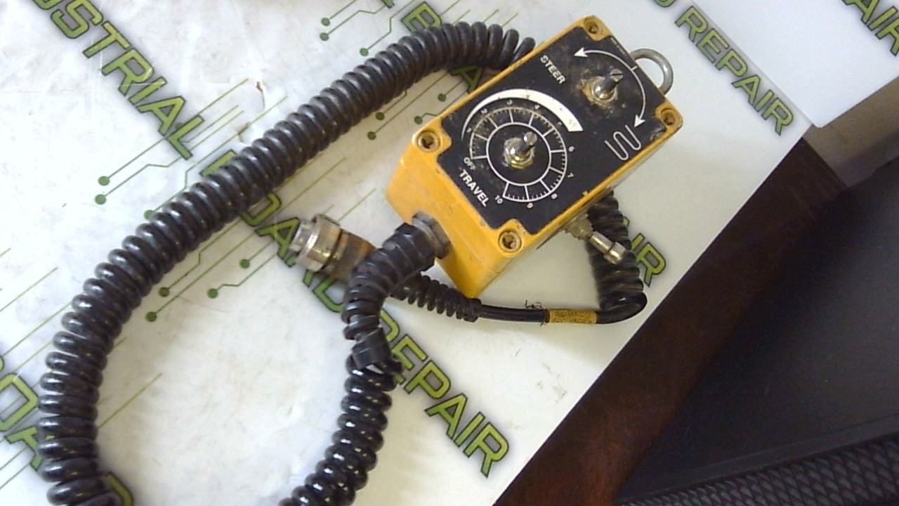 GOMACO 695-51D21 Controller Box GOMACO 695-51D21 Controller Box Repair ...