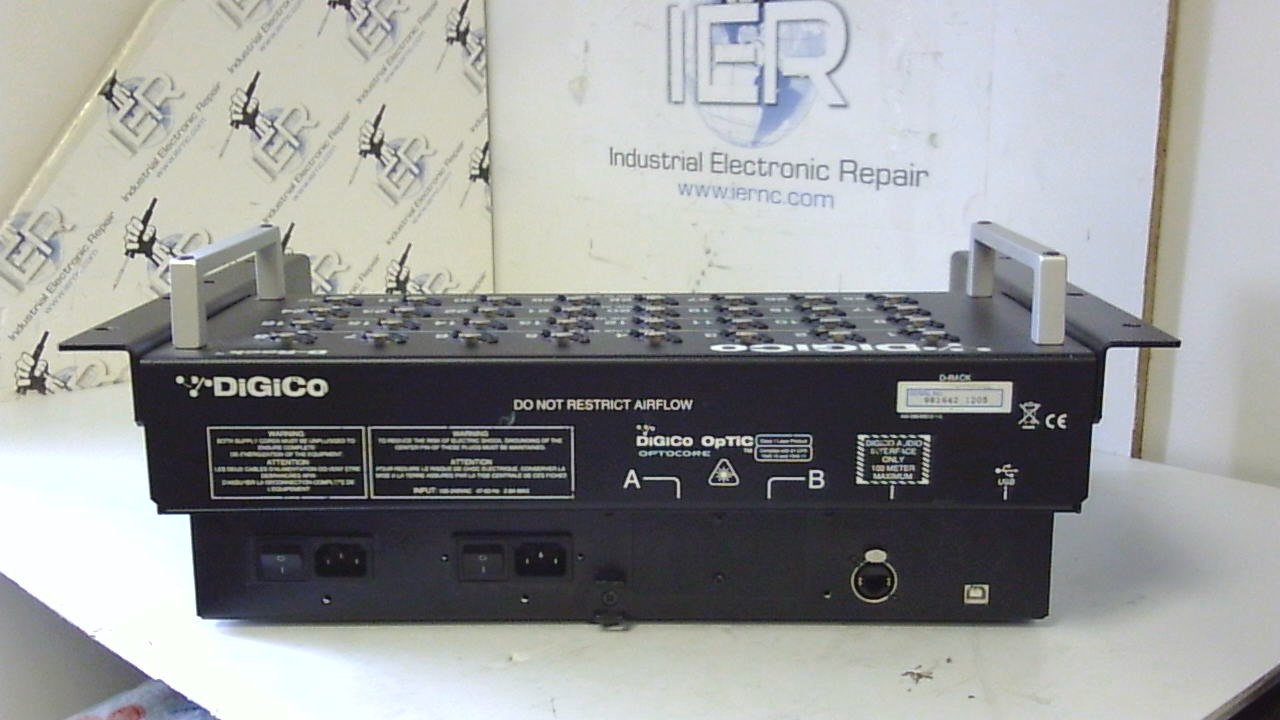 DigiCo D-Rack (right) Digital Stage Box DigiCo D-Rack (right) Digital ...