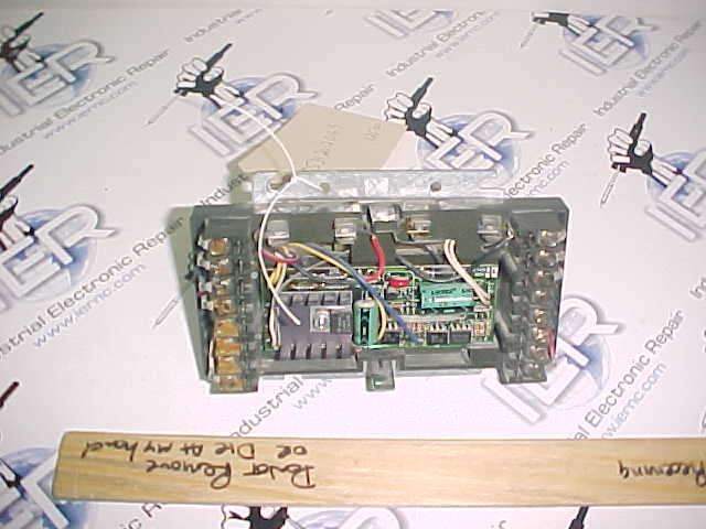 Staefa Control Systems 9502149-01 Controller Staefa Control Systems ...