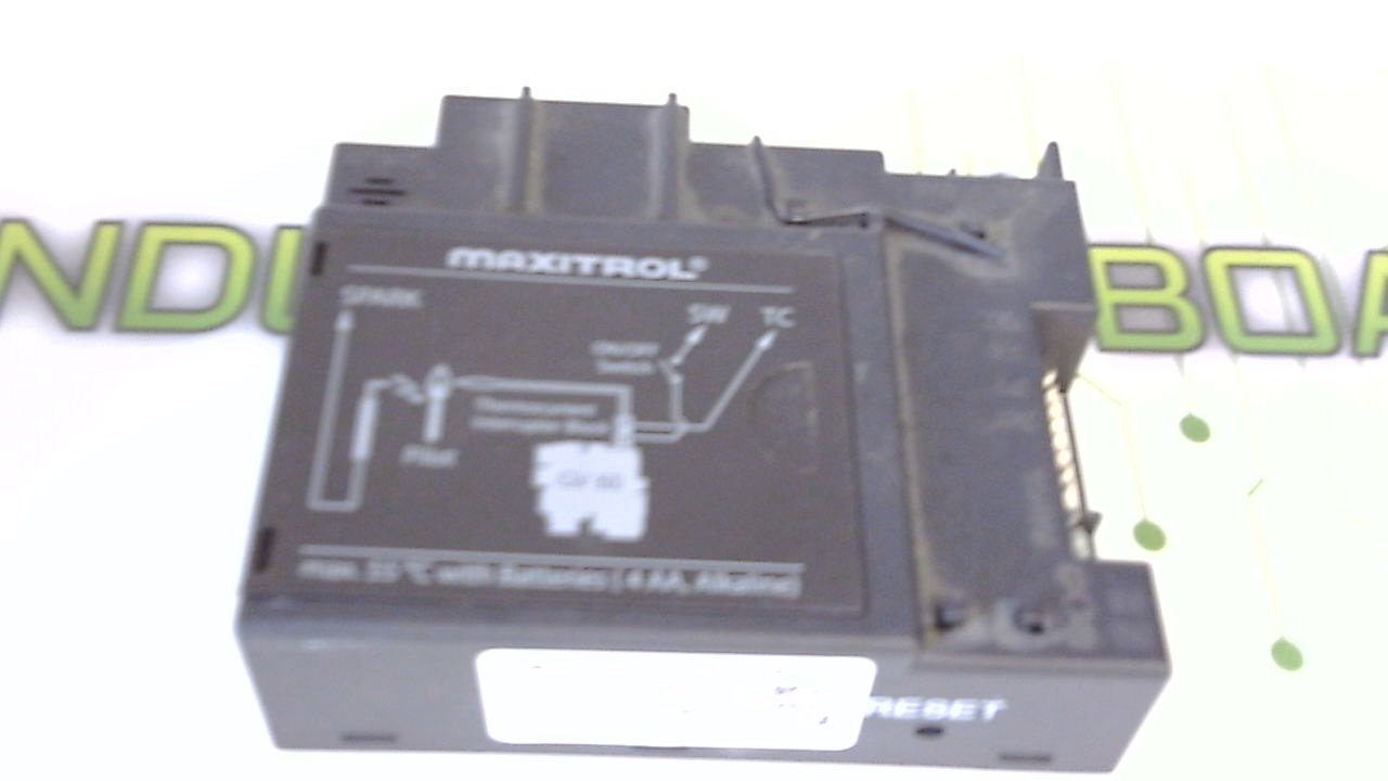 Meritik Maxitrol G6R-R3AM Control unit Meritik Maxitrol G6R-R3AM ...
