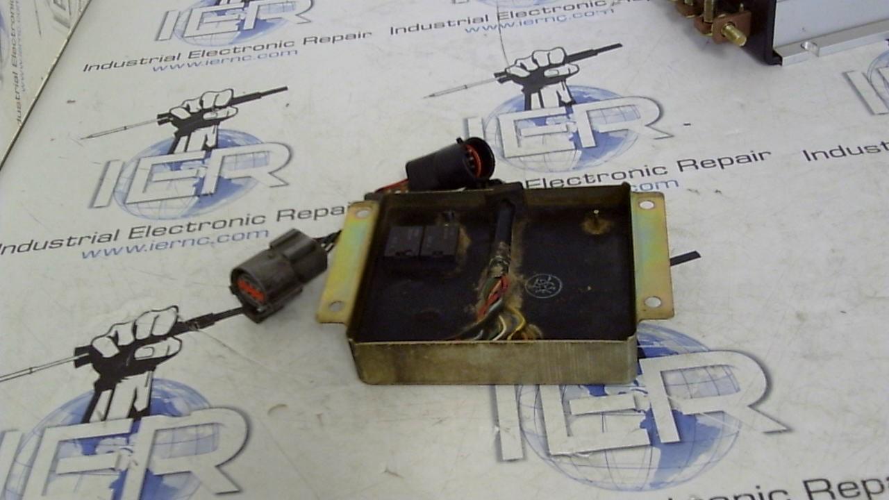 New Holland F0NN-7Z319-BA Controller New Holland F0NN-7Z319-BA ...